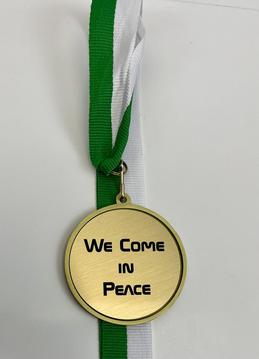 Alien Vector Cut Logo Medal - Schoppy's Since 1921